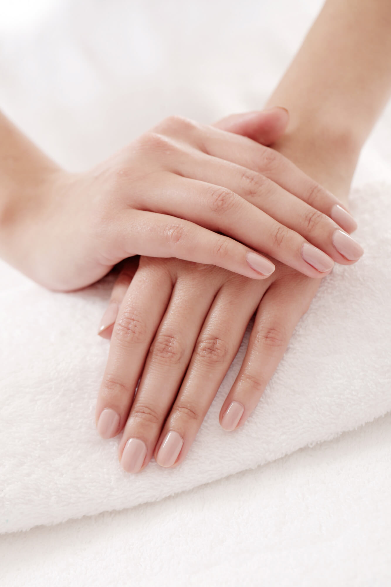 Refine Nails & Spa | Nail Salon In Chicago, IL 60610